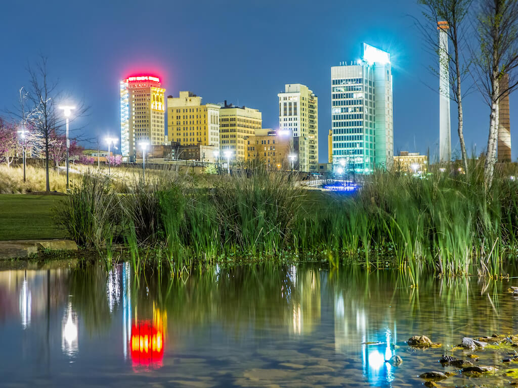 Los Bancos Más Grandes de Alabama [2025] | Banqos.com